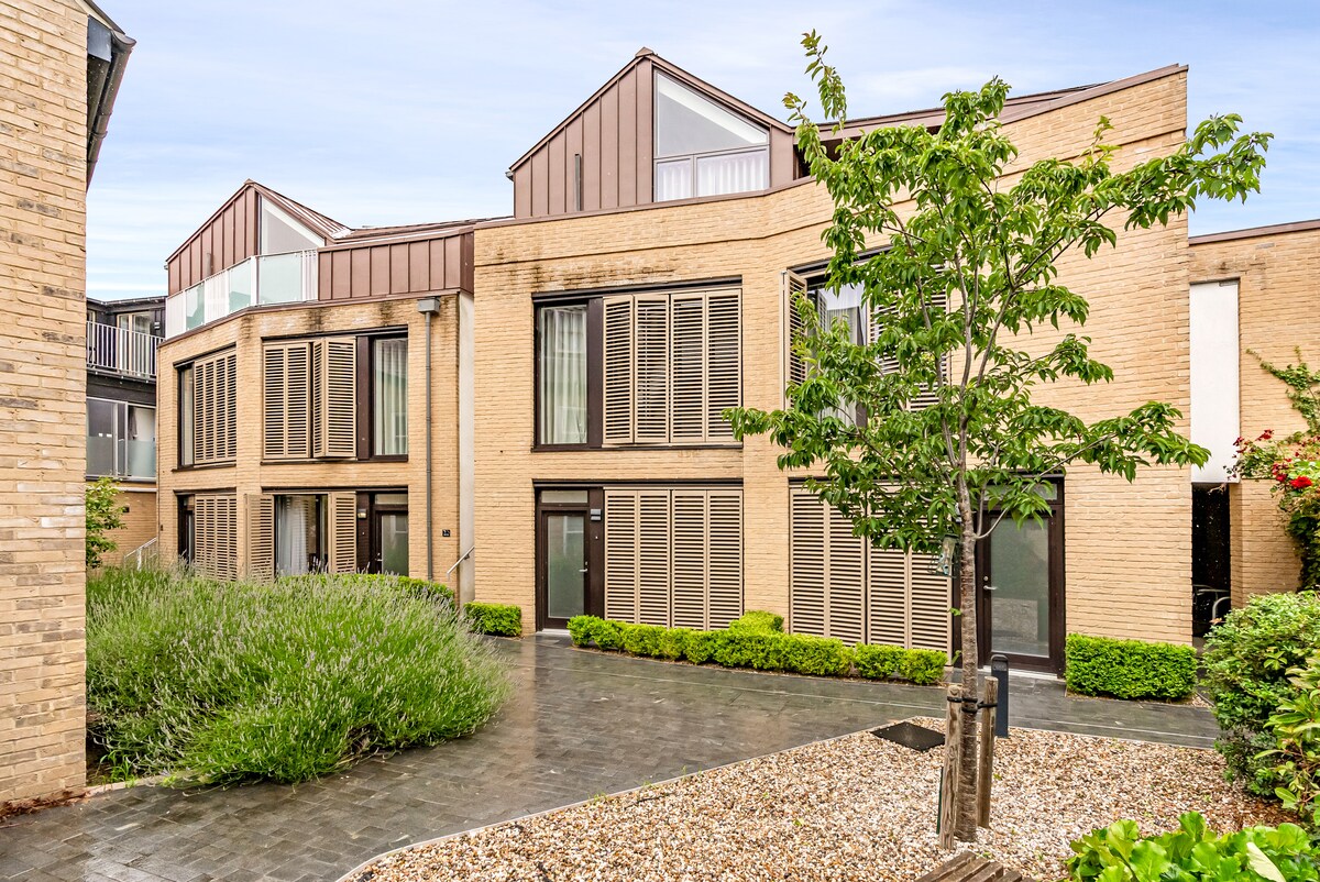 Modern Central Apartment, near to river Cam - Flats for Rent in ...