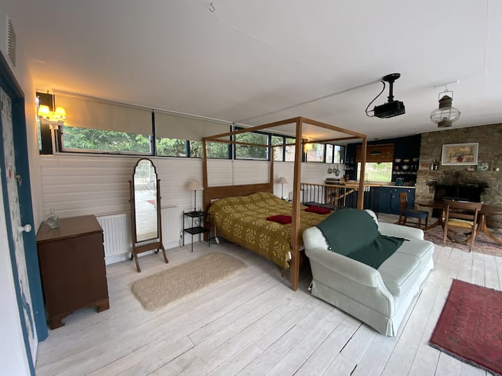 Rustic Studio Retreat In Walled Garden, Log Burner - Monmouth