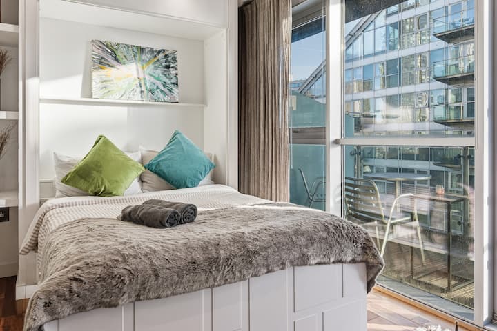 City Centre 1b With Free Private Parking & Balcony - 曼徹斯特