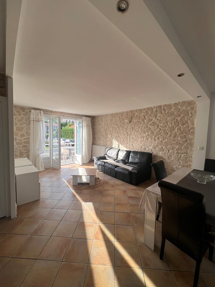 Maison 3 Chambres Avec Terrasse – 15 Min De Lyon - Corbas