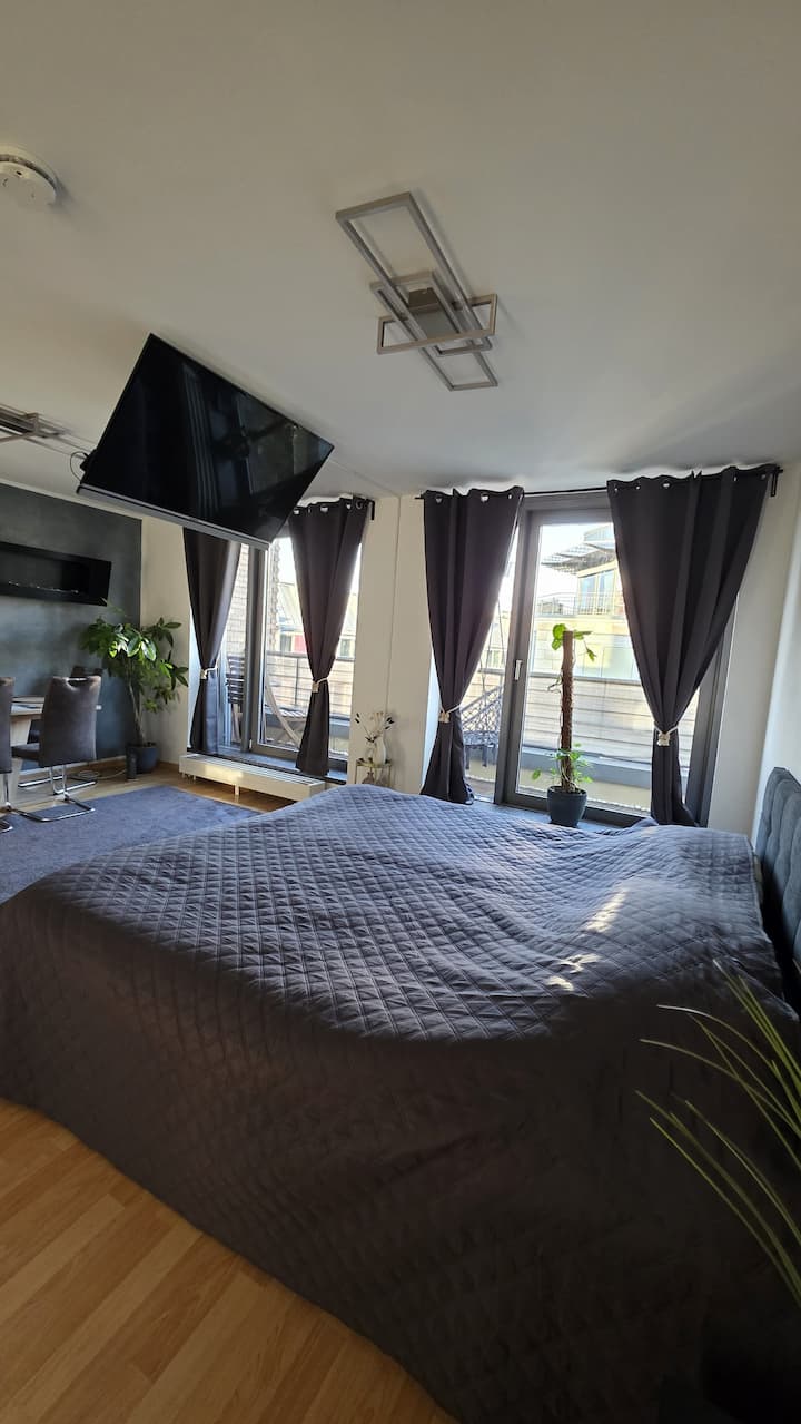 Stilvolles Apartment Im Zentrum Mit Balkon & Kamin - Leipzig