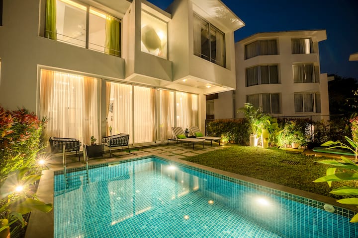 Designer 2bhk Duplex W/ Pvt Pool | Near Candolim - Goa