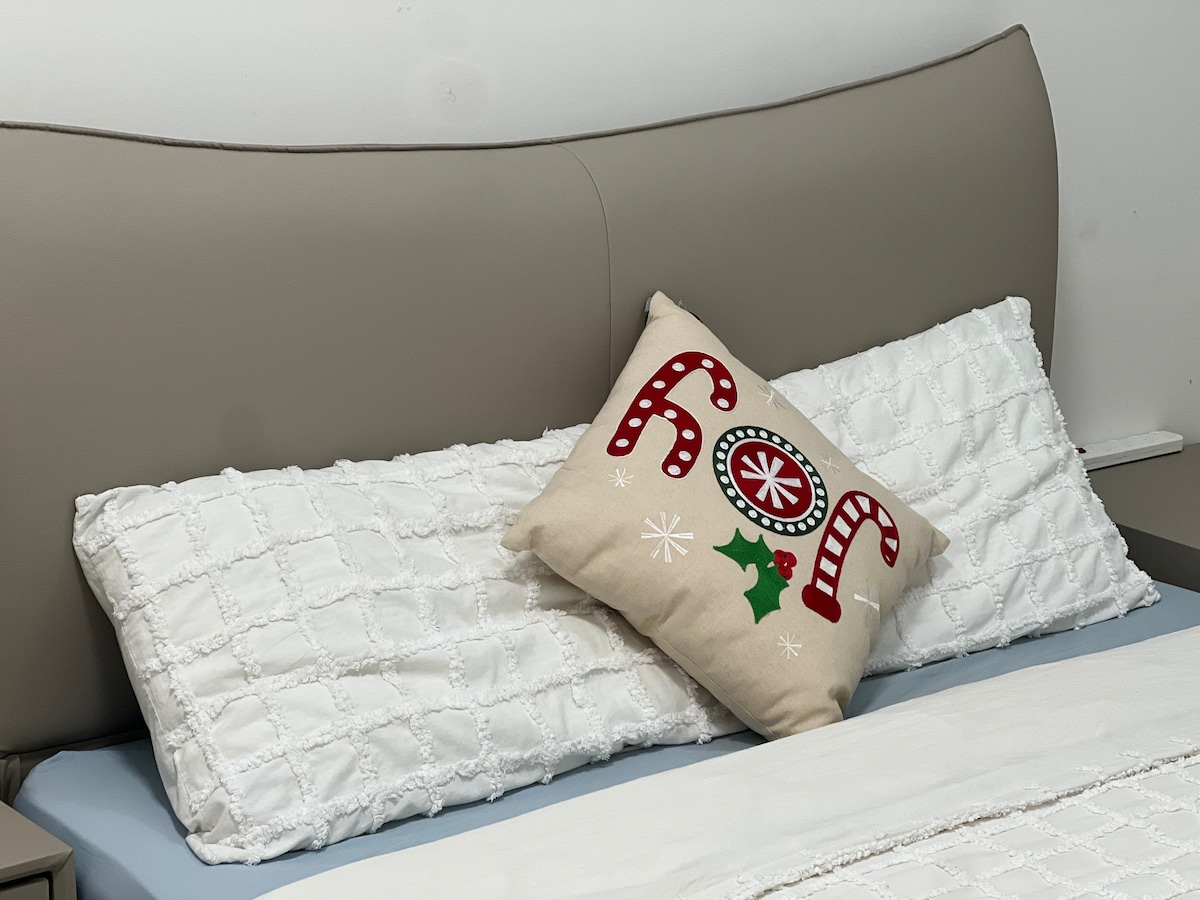 Chambre confortable avec lit Queen Size à Canterbury avec parking ...