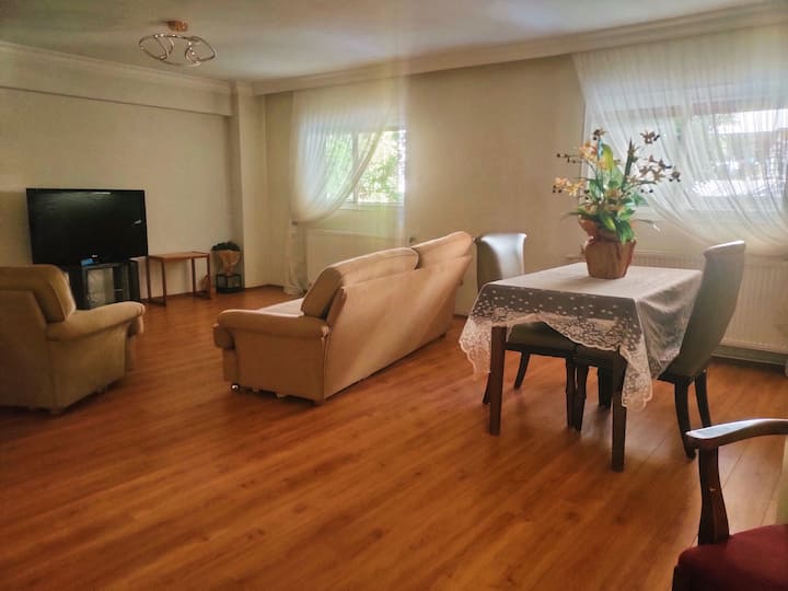 Huzurlu Bir Mahallede Sıcak Ve Samimi Eviniz - Bornova