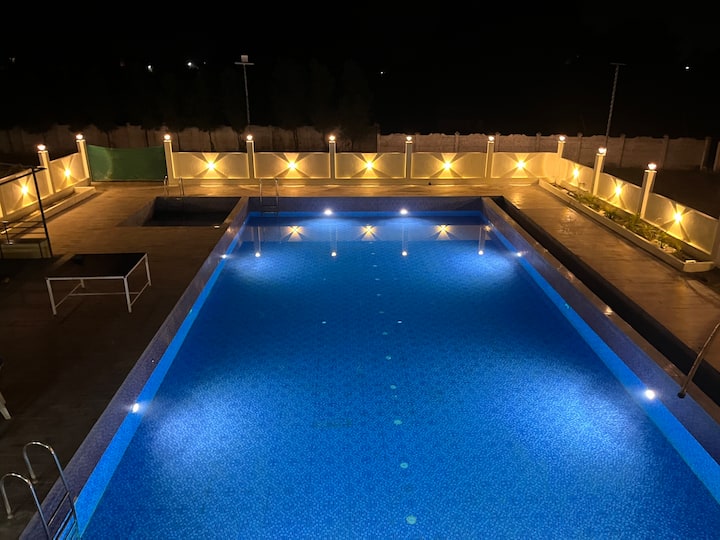 Navya Countryside Farmstay - Bhopal