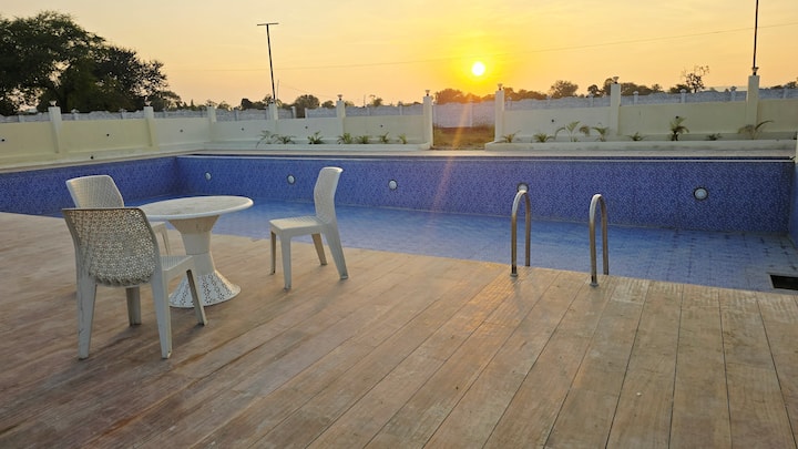 Navya Countryside Farmstay - Bhopal