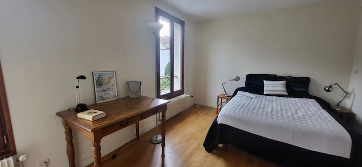 Une Belle Chambre à Deux Pas De Paris - Cachan