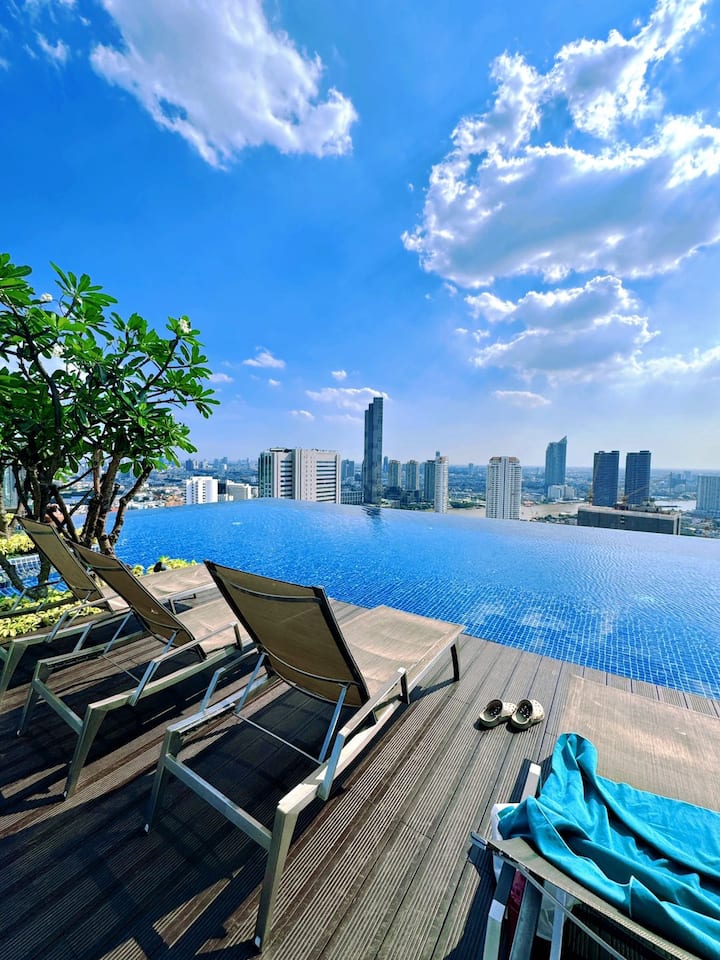 曼谷核心区域/沙吞区/1b1b/iconsiam/高空无边泳池/健身房/bts/可做饭可吸烟/新上架 - Bangkok Yai