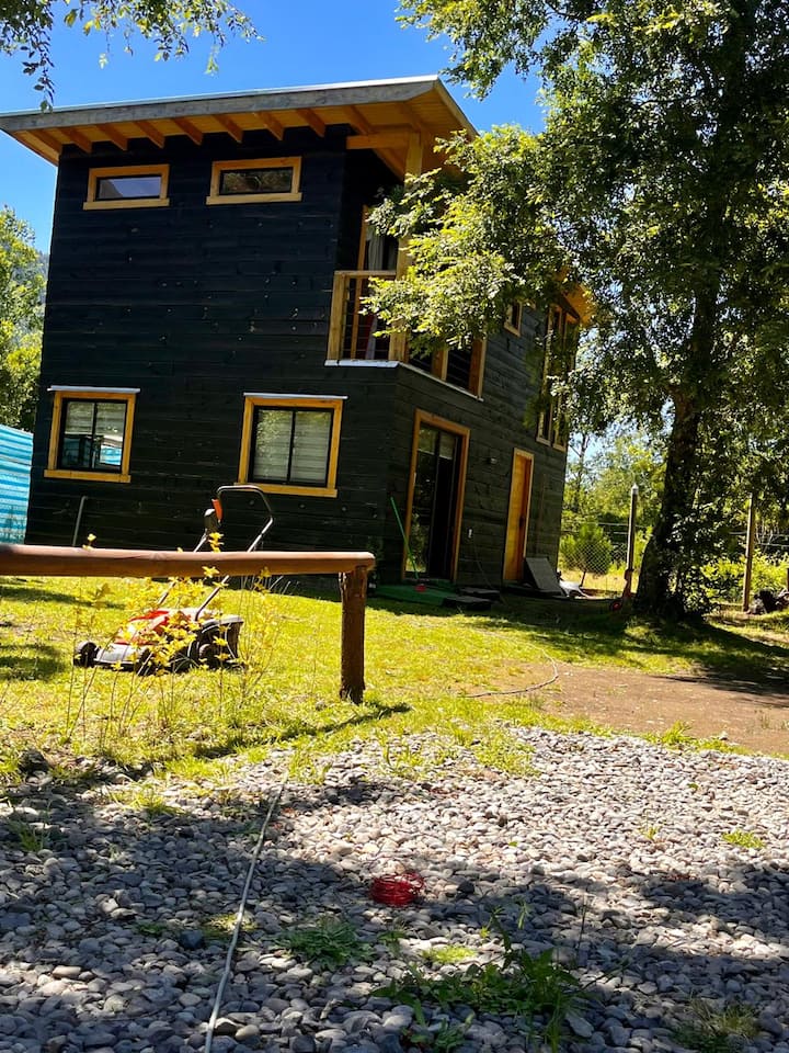 Hermosa Casa Ubicada En Un Entorno Natural - Pucon