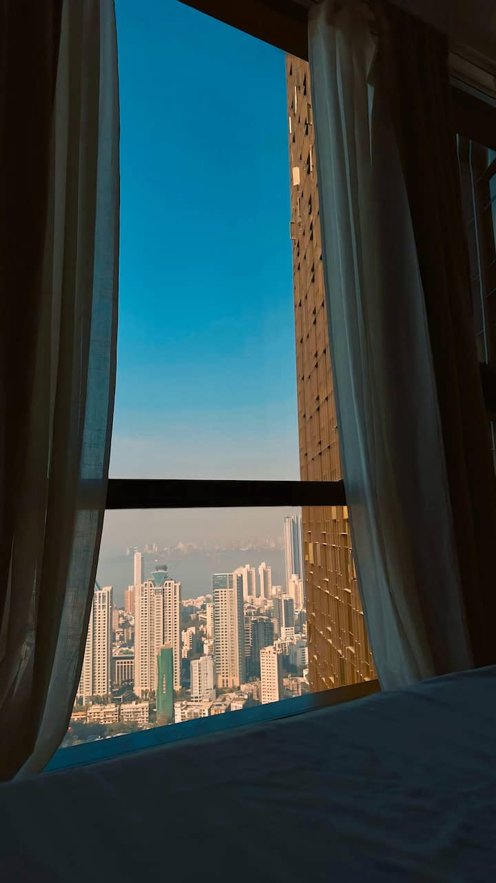 Happy Cozy Vibes - Mumbai