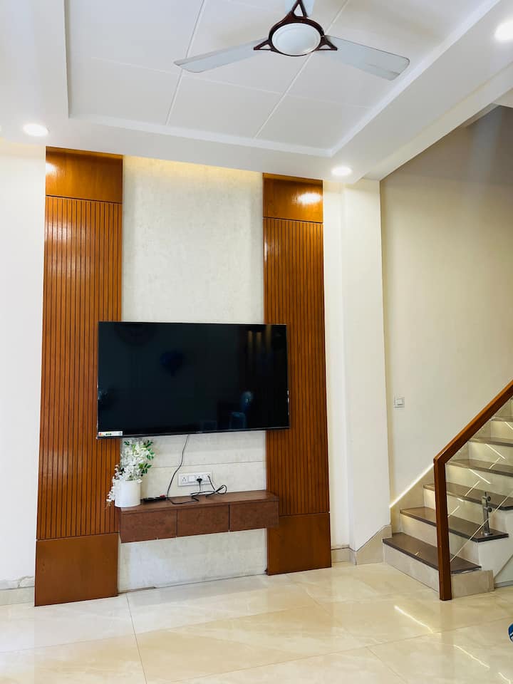 The Divine Home - Indore