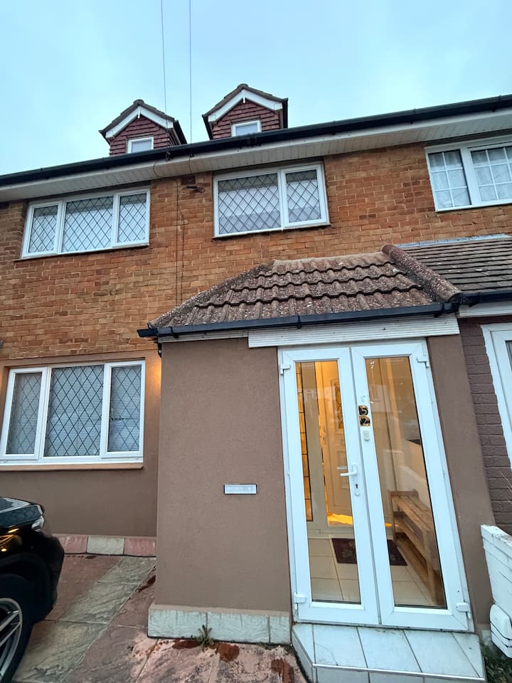 The Peaceful Home Away From Home - Dartford