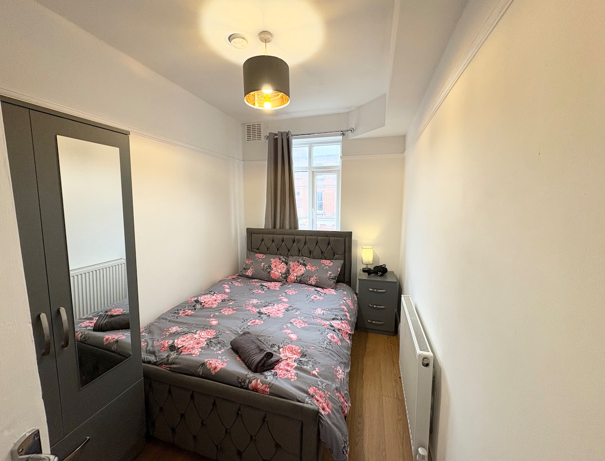 Great Room in London Beckenham - Flats for Rent in Greater London ...