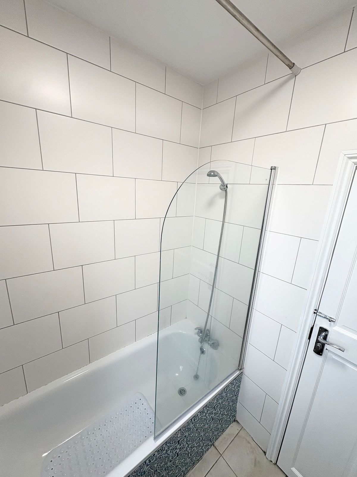 Great Room in London Beckenham - Flats for Rent in Greater London ...