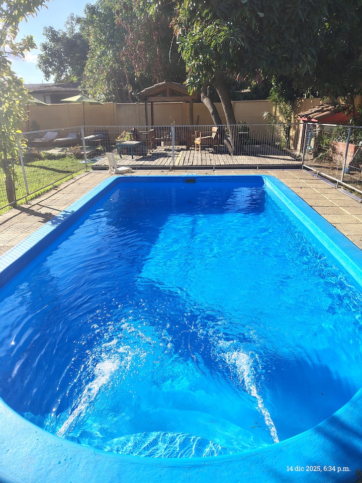 Piscina Privada Y Quincho Por El Día | Peumo - San Vicente de Taguatagua
