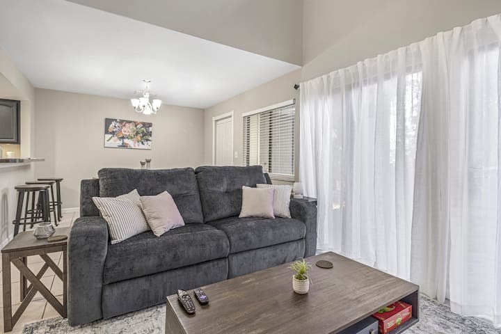 Minutes To Oaks Mall - 3br, 2ba Townhouse - Gainesville, FL