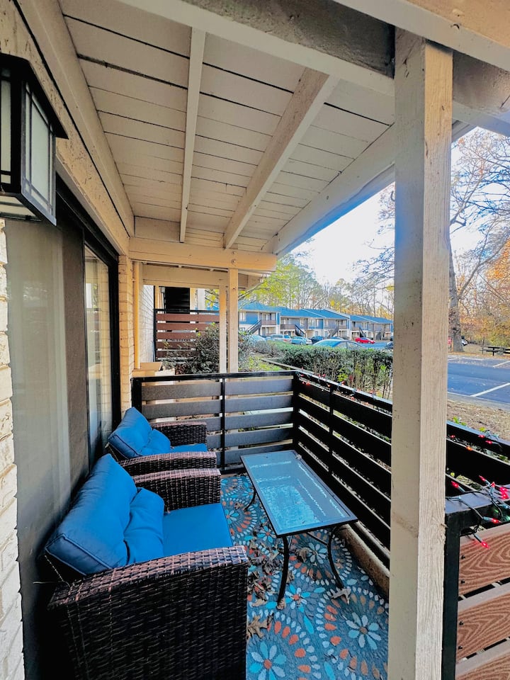 Cozy & Convenient Near Downtown Atlanta & Truist - Marietta