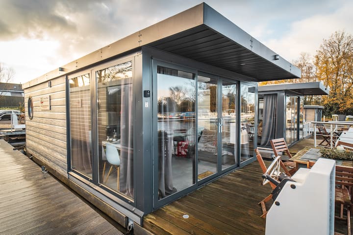 Cozy Houseboat - Kampen, Netherlands