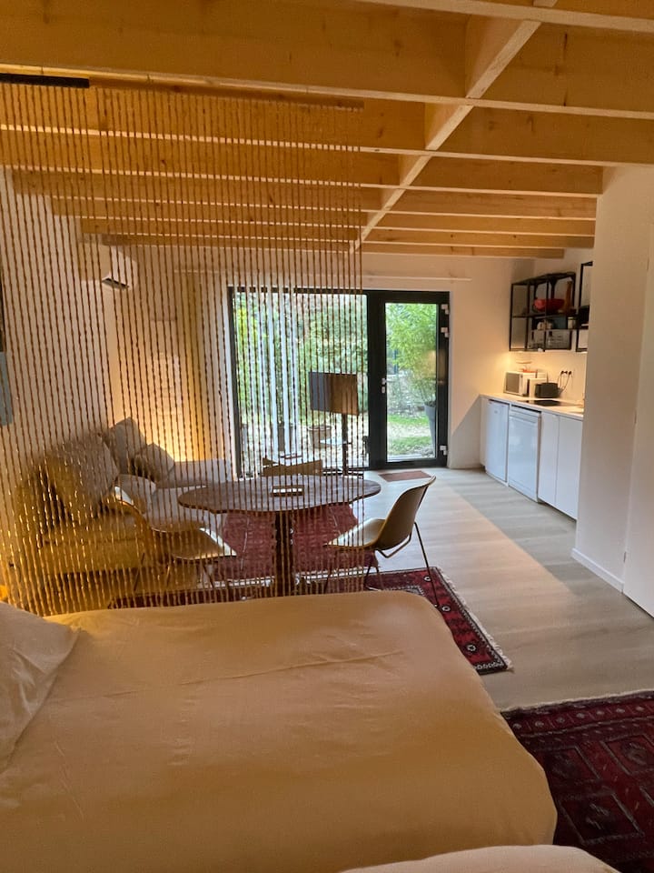 Studio Sur Jardin - 5 Mn à Pieds Du Centre - Dieulefit