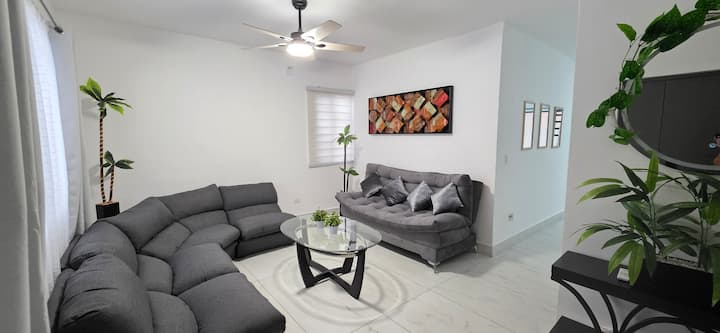 Residencia En Apodaca Con Jacuzzi - Monterrey