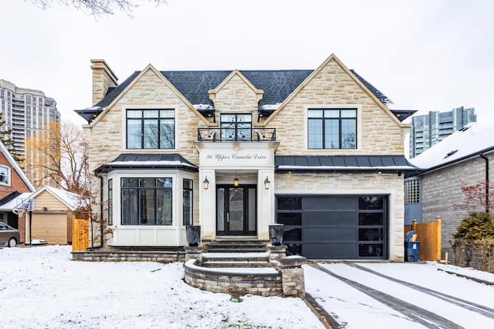 Ultra Luxury Villa In Toronto - Toronto