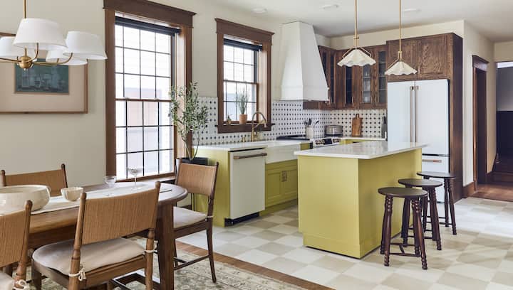 The Dylin | Premium Two Bedroom - Madison, WI