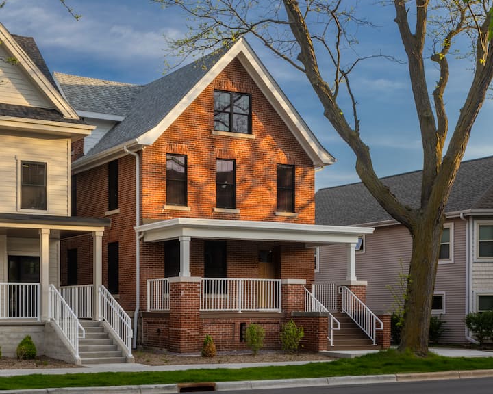 The Dylin Hotel | Reynolds House - Madison, WI