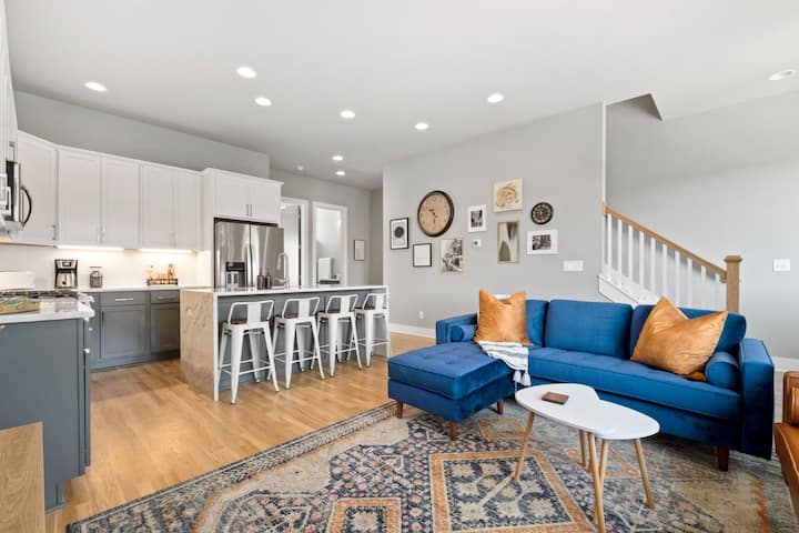 4br/4ba Stylish House | Ideal For Large Groups - Nashville, TN