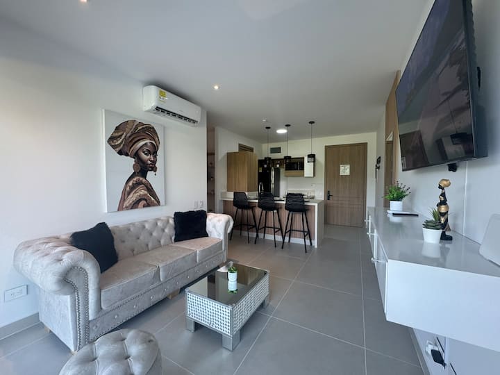 Tranquility Supreme Luxury At Crystal Lagoon 2bd - Colombia