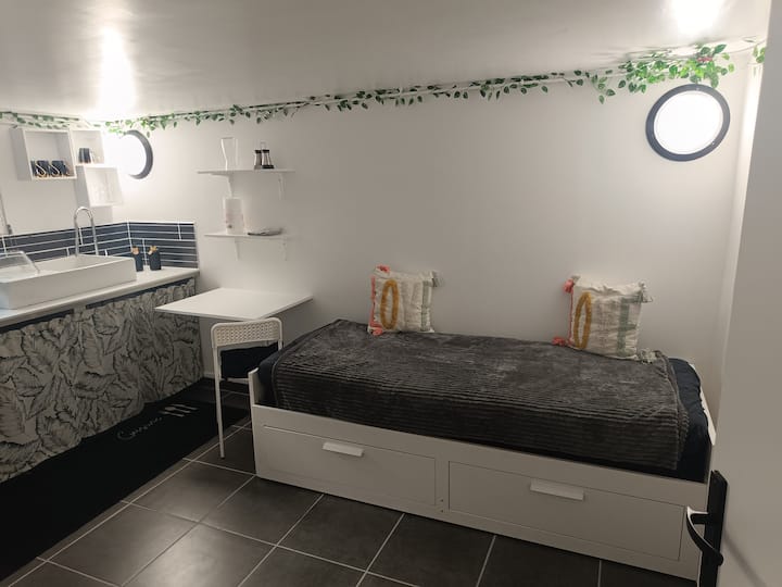 Chambre, Kitchenette Et Salle De Bain Privée - Montgeron