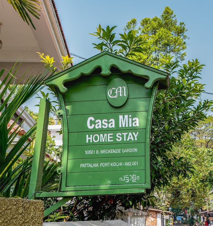 Casa Mia Home Stay Fort Kochi Private Triple Room - Kochi, India
