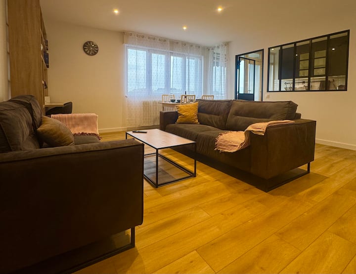 Appartement Moderne Et Lumineux, Parking Gratuit - Annemasse