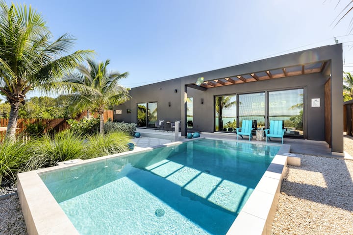 Beach Escapes - Villa Two - Bahamas