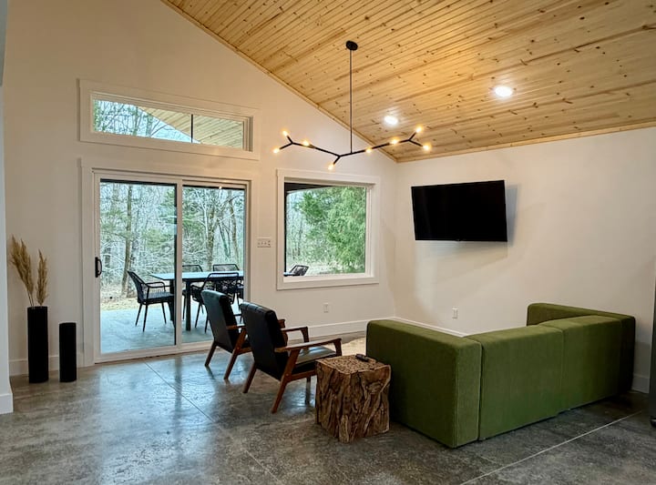 The Lodge At Mammoth Cave | Private Nature Retreat - Mammoth Cave, KY