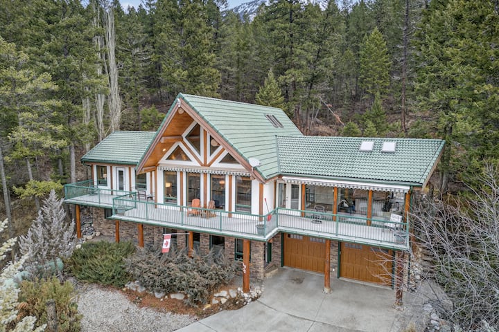 Mountain Top Springs Retreat - Fairmont Hot Springs, BC