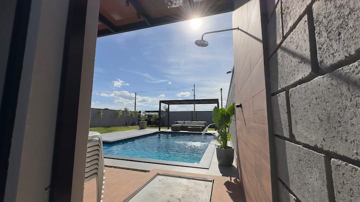 Refúgio Completo Com Piscina Perto De Holambra - Holambra