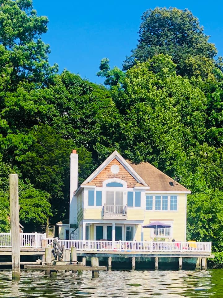Beautiful Waterfront Beach House Wow Sunsets! - Northport, NY