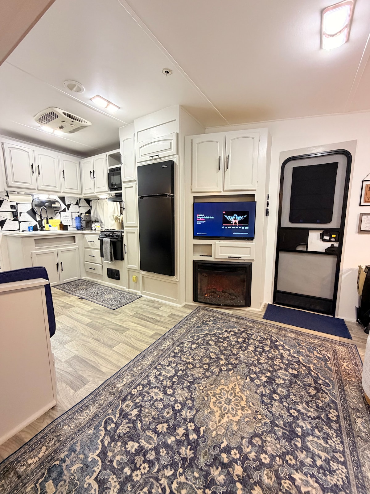 Retraite au coucher du soleil à Bradshaw - Camping-cars/caravanes à ...