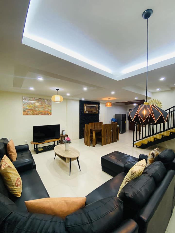 5br Pool House • Tourist Spots | 20+ - Talisay