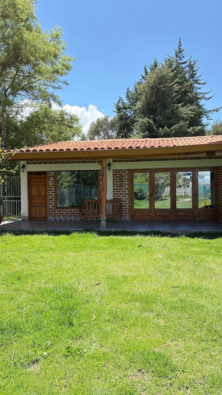 Casa En Baños Del Inca, Muy Buena Ubicación - Cajamarca