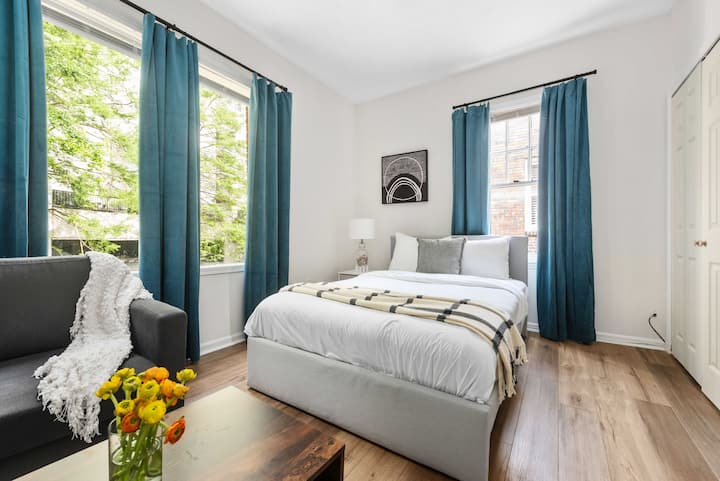 The Den - On Piedmont Park! - Atlanta