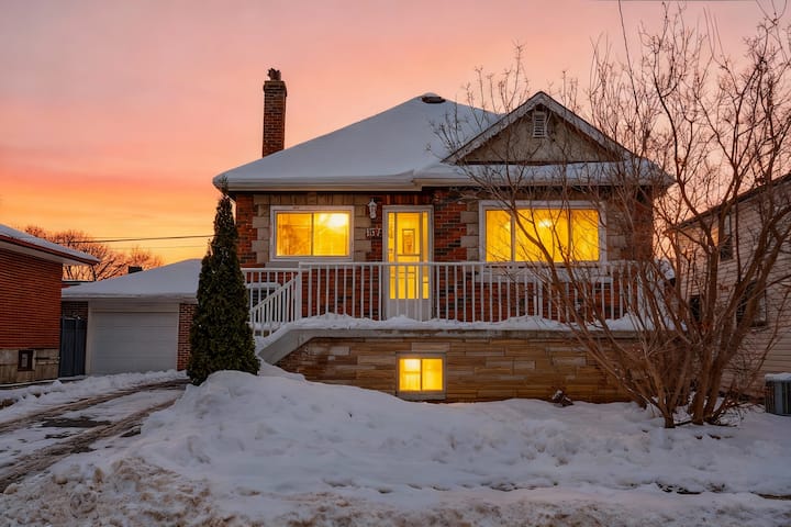 The City Pause: Relaxed Getaway In Oshawa - Oshawa