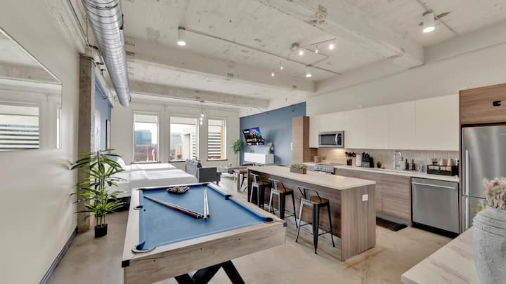 Sleeps 6 I Downtown I Walk To Conv Ctr I 24hr Gym - Dallas, TX