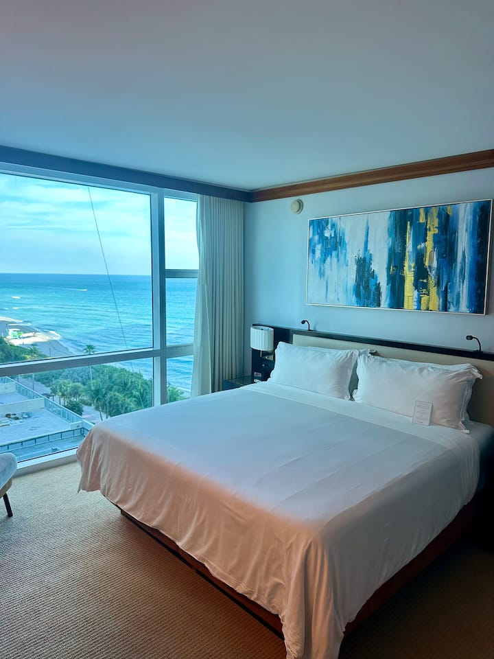 Carillon Miami Hotel And Wellness Spa - Miami Beach, FL