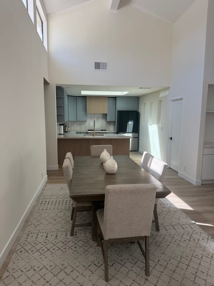 4br Oasis, Pool By Golf Course - Palm Desert, CA