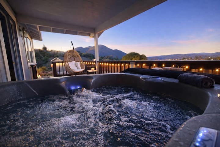 Hot Tub Lake Escape Near Wine + State Park 10 Min - Clearlake, CA