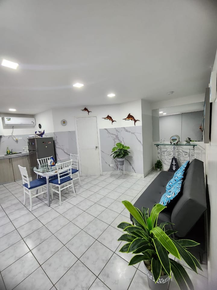 Tu Descanso En Salinas A Pasos Del Malecón. - Salinas