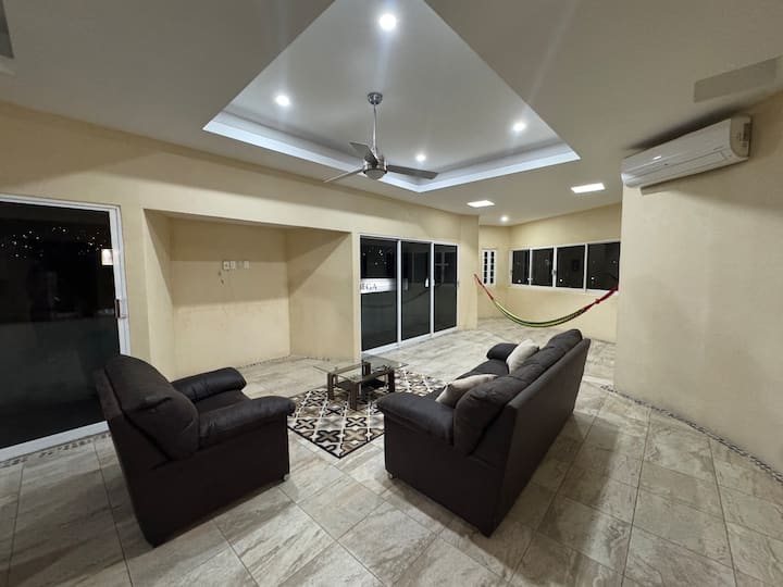 Depa Céntrico Con Vista Panorámica Y Balcón - Zihuatanejo