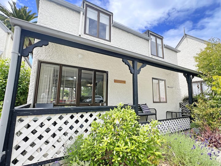 2 Br Cottage 4 Beds, 1 Min Walk To Harbour & Shops - Akaroa