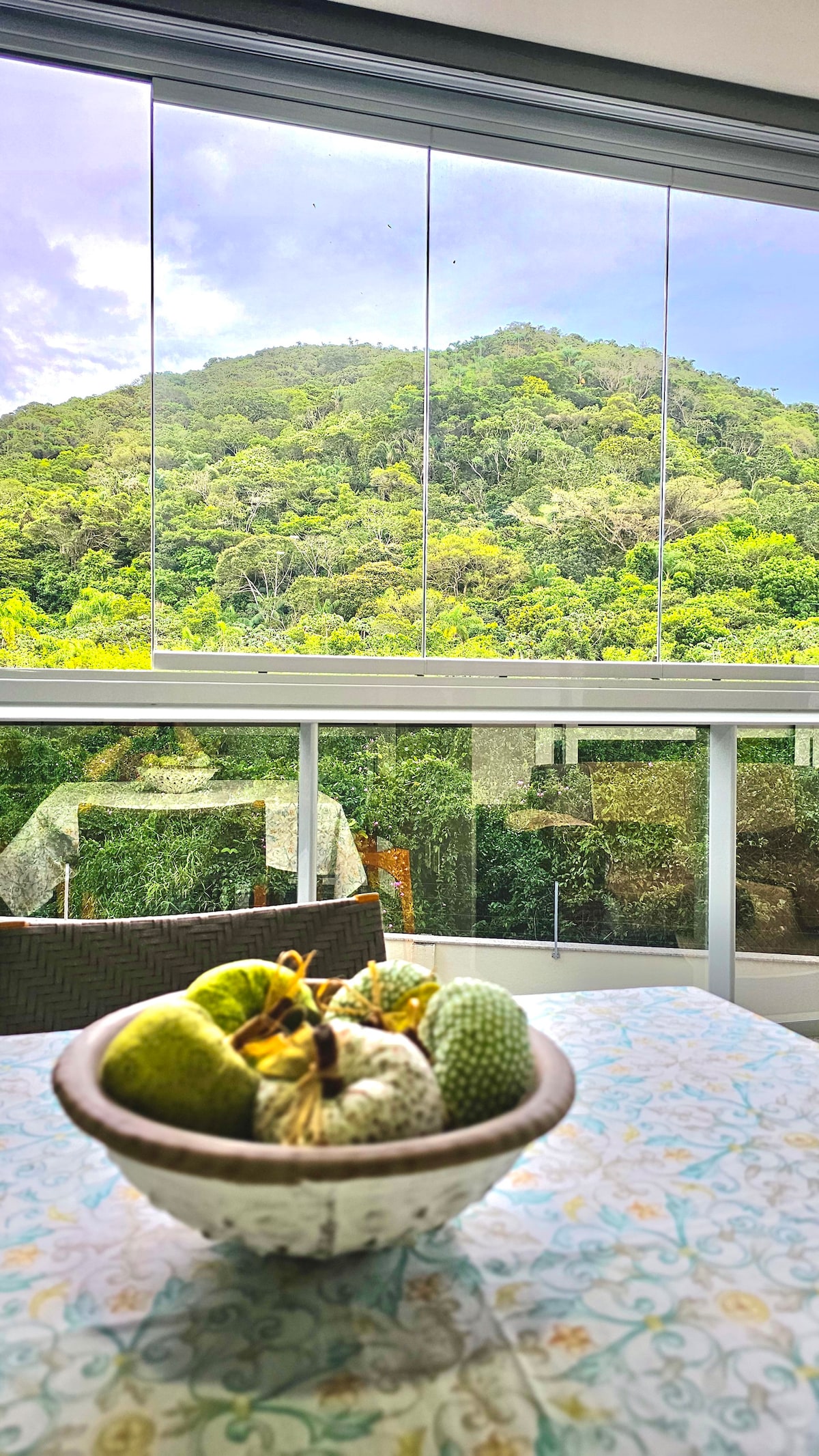 2Q con vista a la montaña y a pocos metros del mar - Departamentos en ...